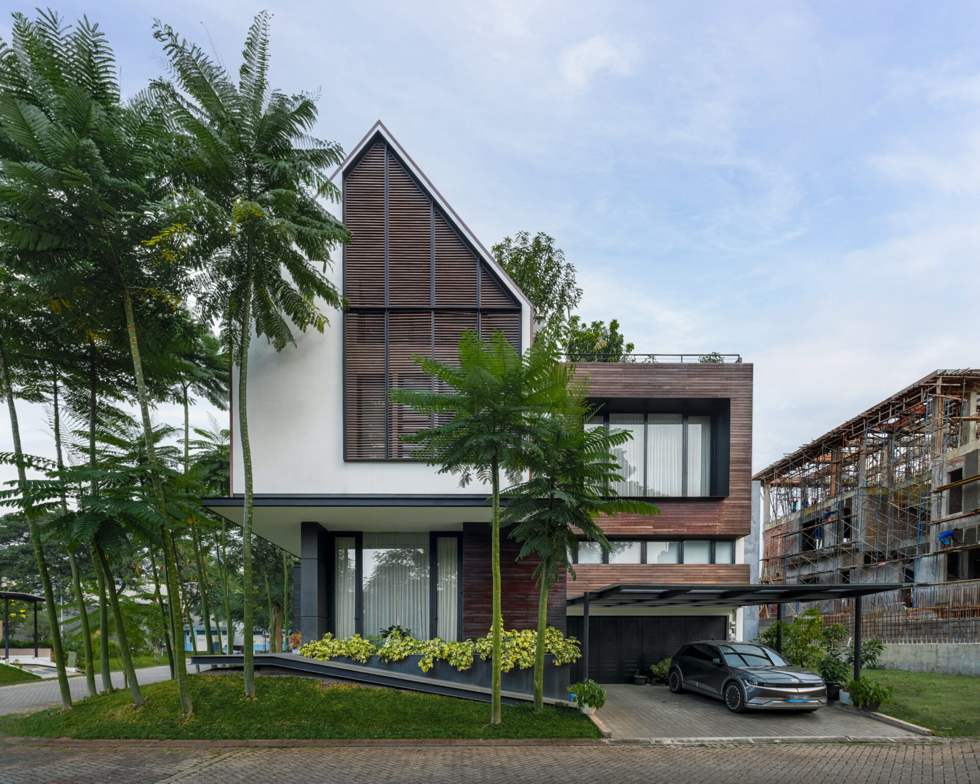 MG House - Cowema Studio